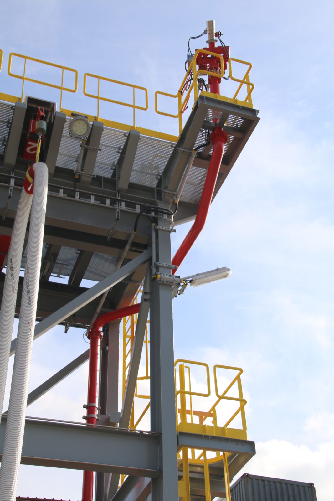 Realisation of a Hosetower for Oryx Energies - Hosetowers.com