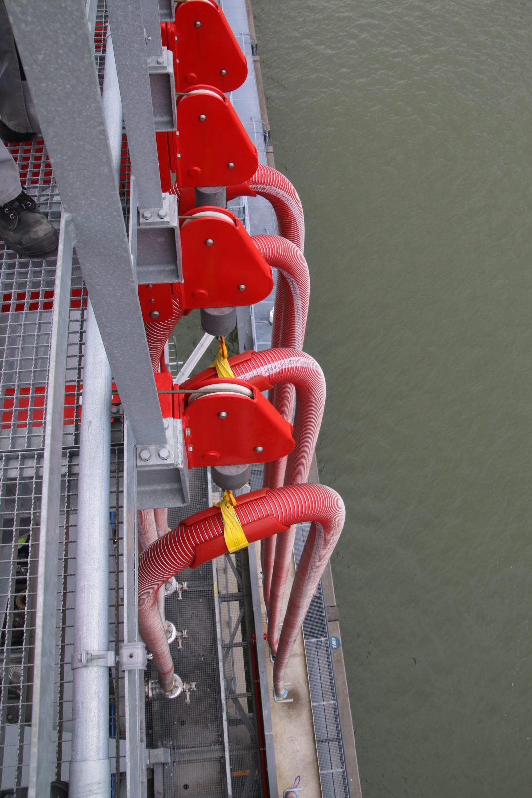 Hosetowers / Hose Towers - Efficient Loading of Liquids & Gasses